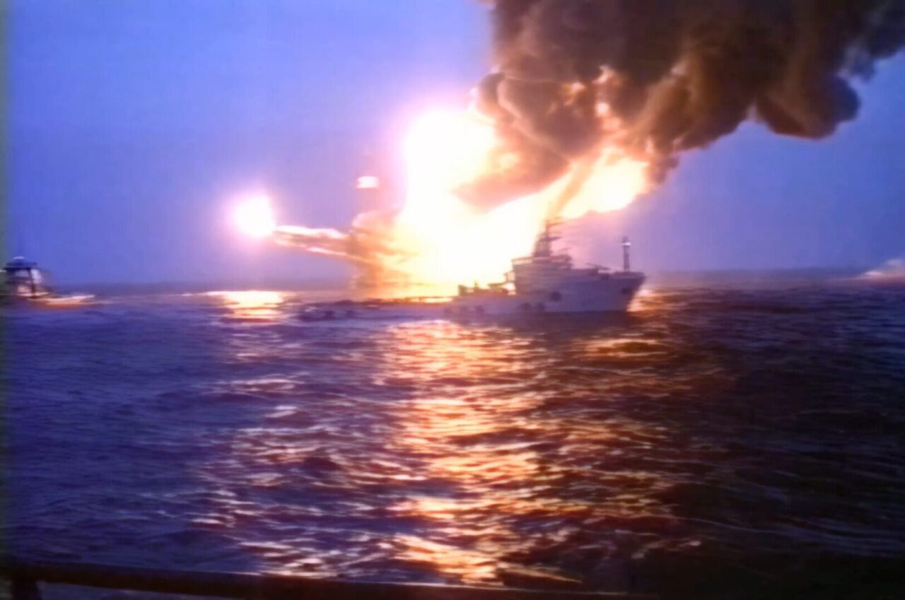 Piper Alpha Disaster Footage Shot By Ole Anderson 6th July 1988 - Piper ...