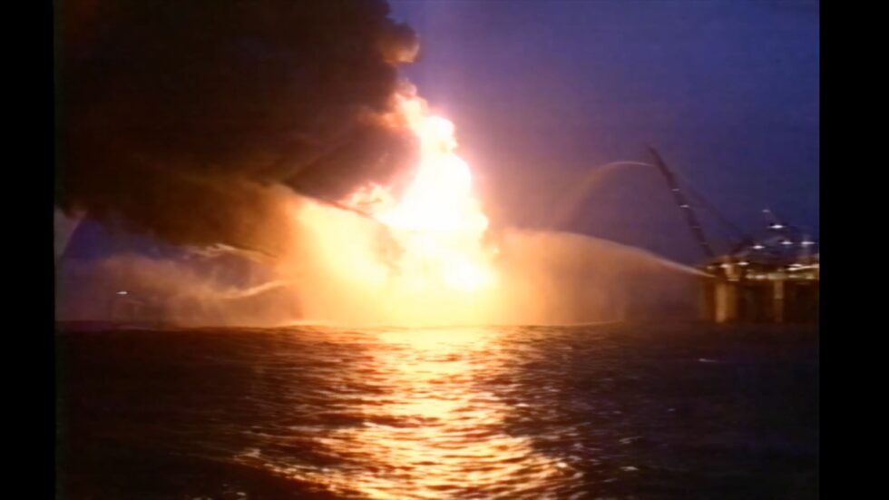 Piper Alpha Disaster Footage Shot By Ole Anderson 6th July 1988 - Piper ...